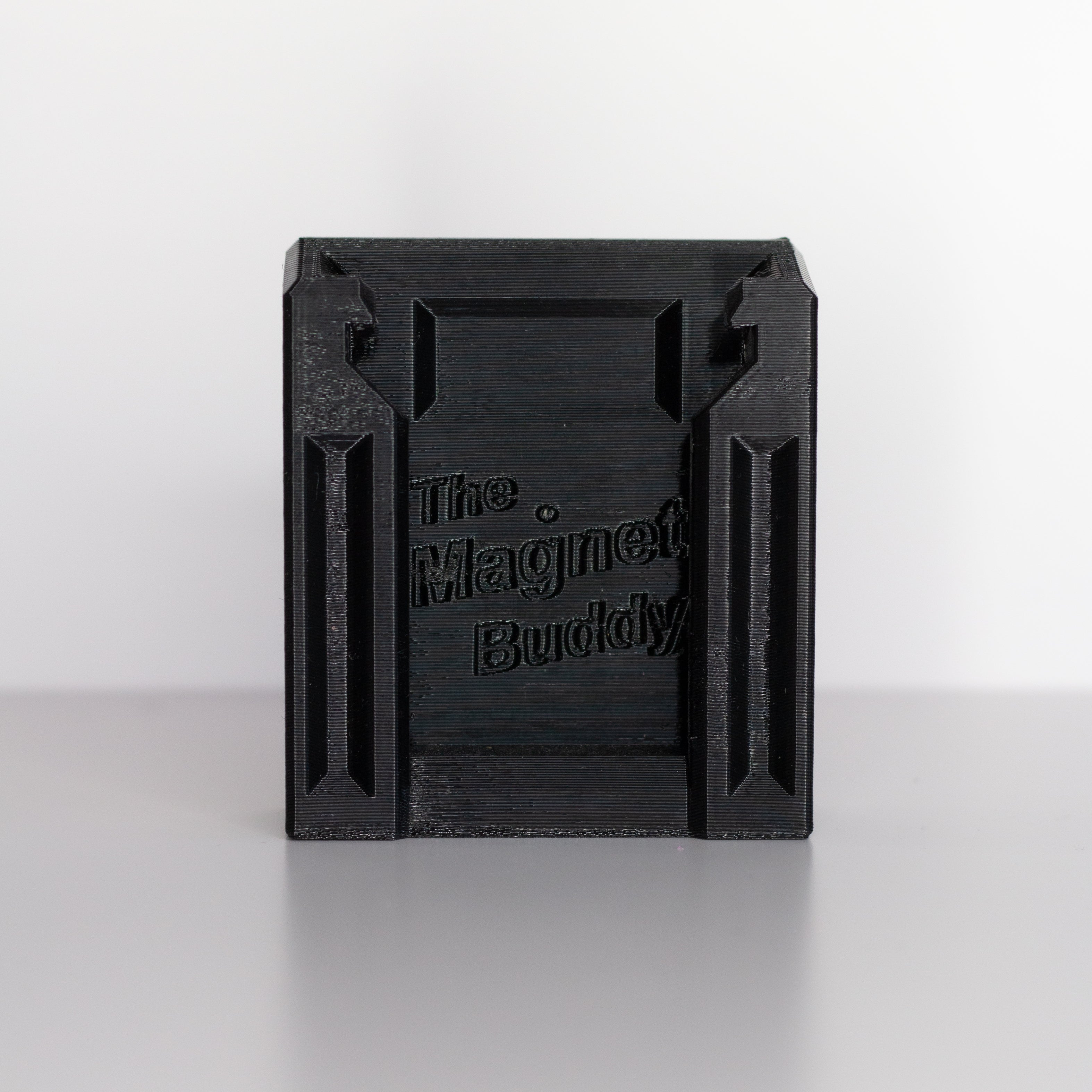 The Magnet Buddy - Magnetic M18 Snap & Lock Battery Holder